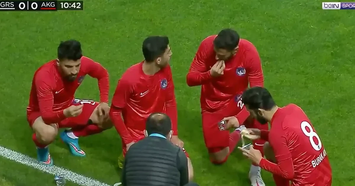 Football During Ramadan: A Challenge for Athletes | VOOR Sport