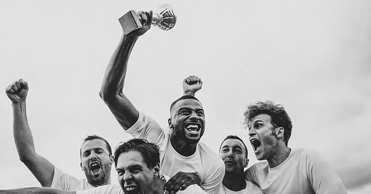 Key Player Archetypes in Football: Building a Balanced Team | VOOR Sport