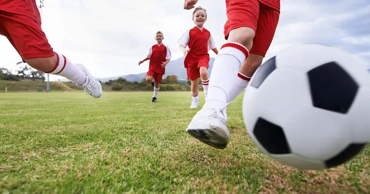 Small-Sided Games in Training and Competition | VOOR Sport